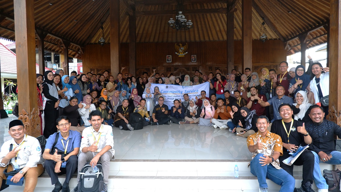 Pengabdian Masyarakat APBISDI ke-3: Prodi Bisnis Digital UII Berikan Pelatihan untuk UMKM di ...